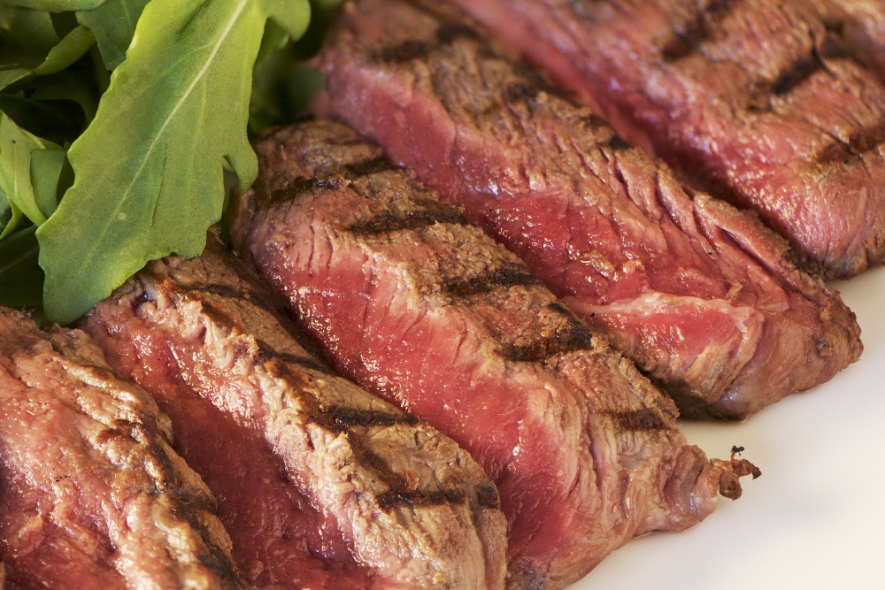 Tagliata di manzo: scelta della carne e consigli di cottura ...